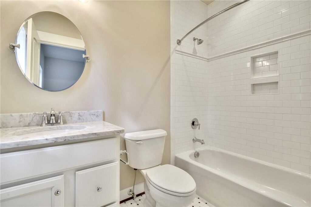 5 Tips For Making Secondary Bathroom Selections – New Dimensions Inc.